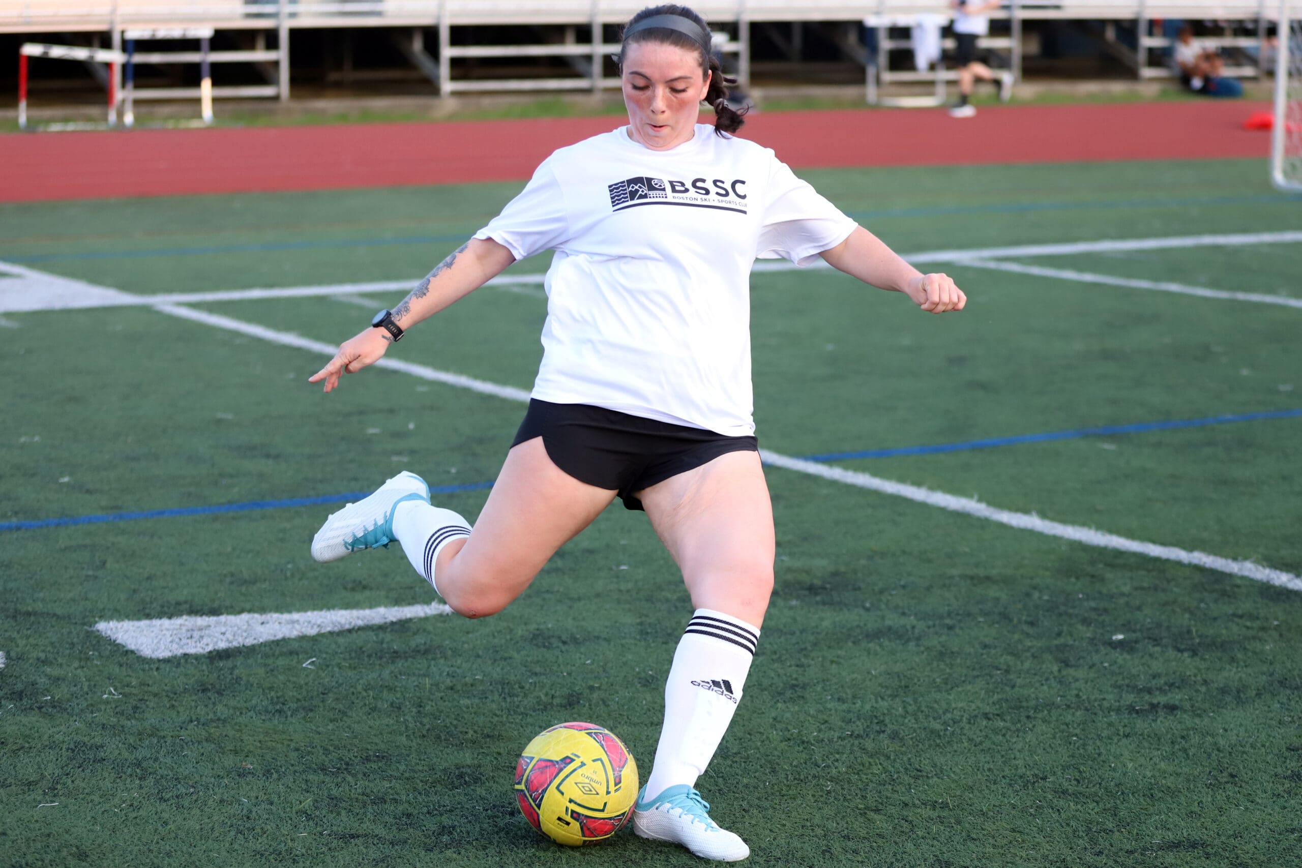 Mastering the Art of Shooting a Soccer Ball: A Comprehensive Guide - BSSC